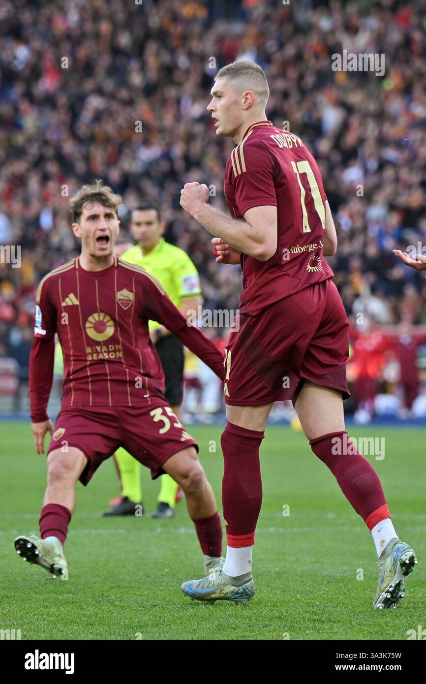 Artem Dovbyk of AS Roma celebrates scoring his goal during the Serie A ...