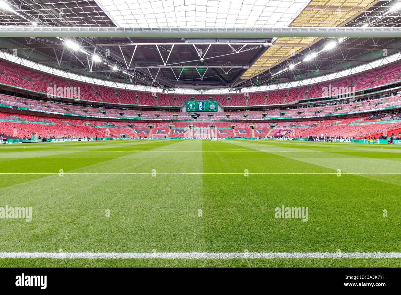 Wembley Stadium, London, UK. 16th Mar, 2025. Carabao League Cup Final ...