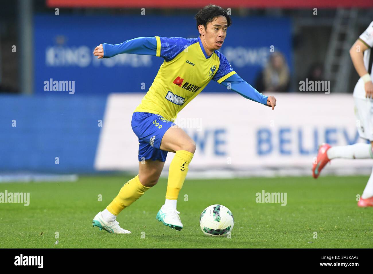 STVV's Ryotaro Ito pictured in action during a soccer match between Oud-Heverlee Leuven and Sint ...