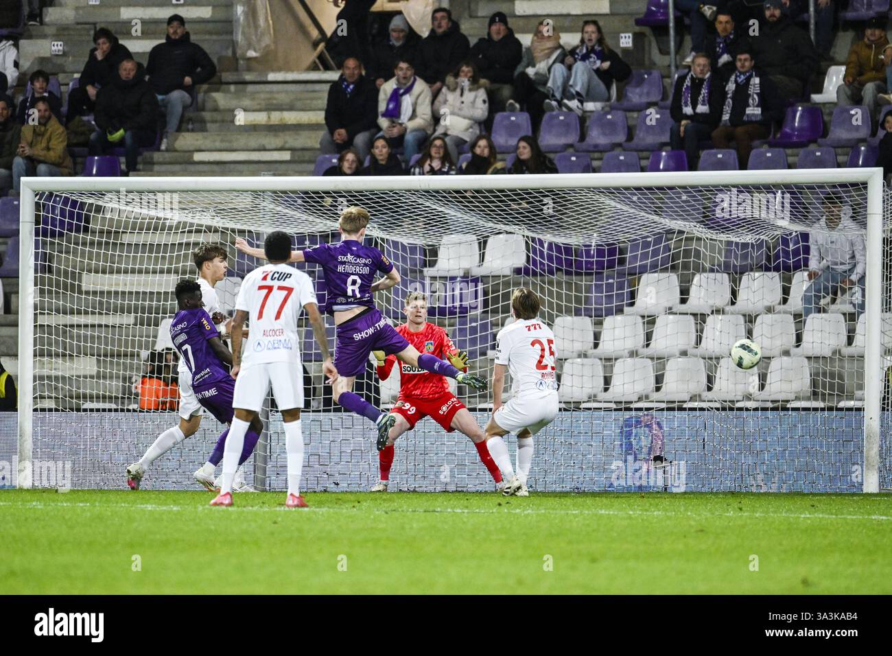 Antwerp, Belgium. 16th Mar, 2025. Beerschot's Marwan Al-Sahafi ...