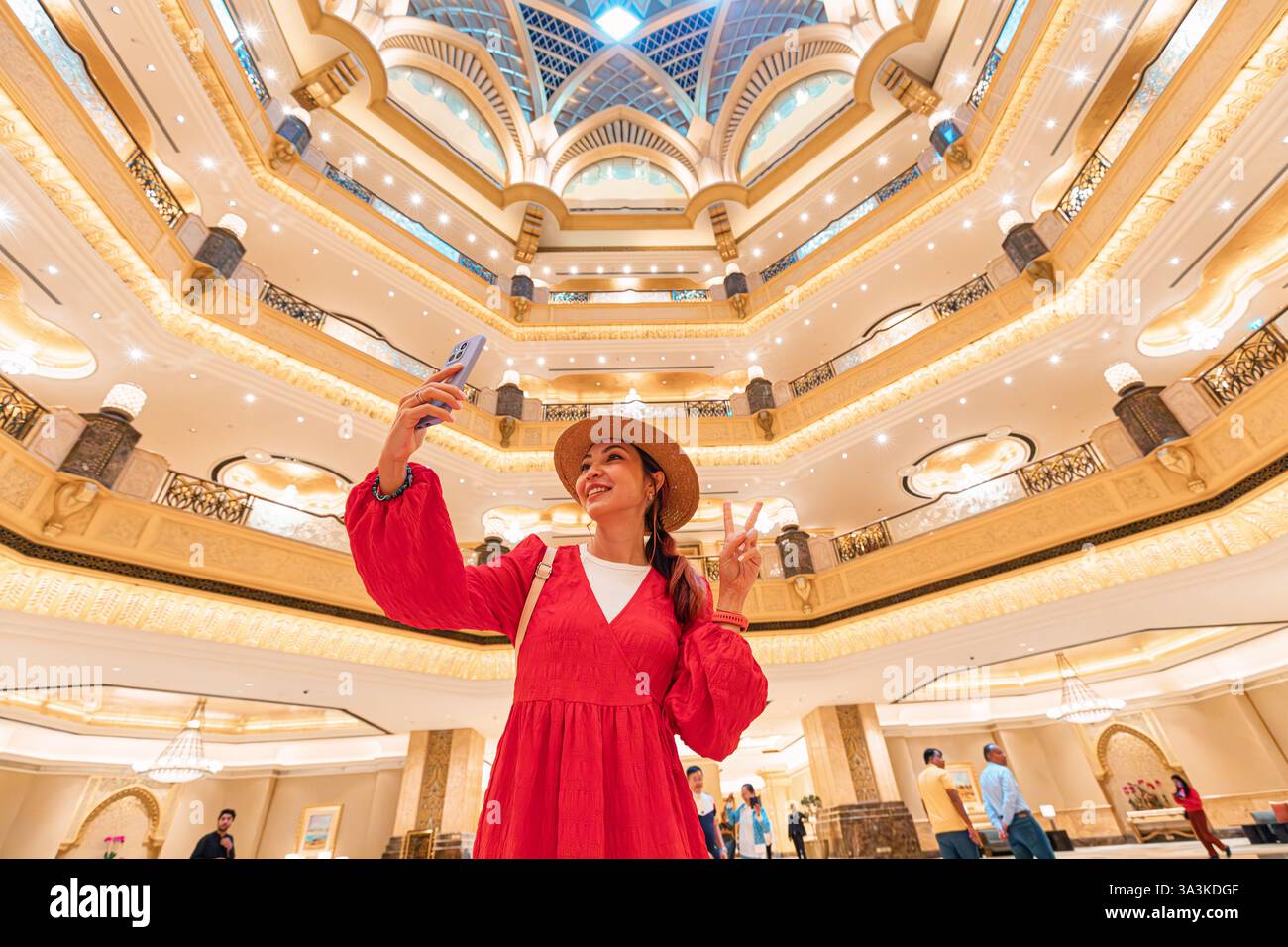 19 January 2025, Abu Dhabi, UAE: Tourist taking selfie at the majestic ...