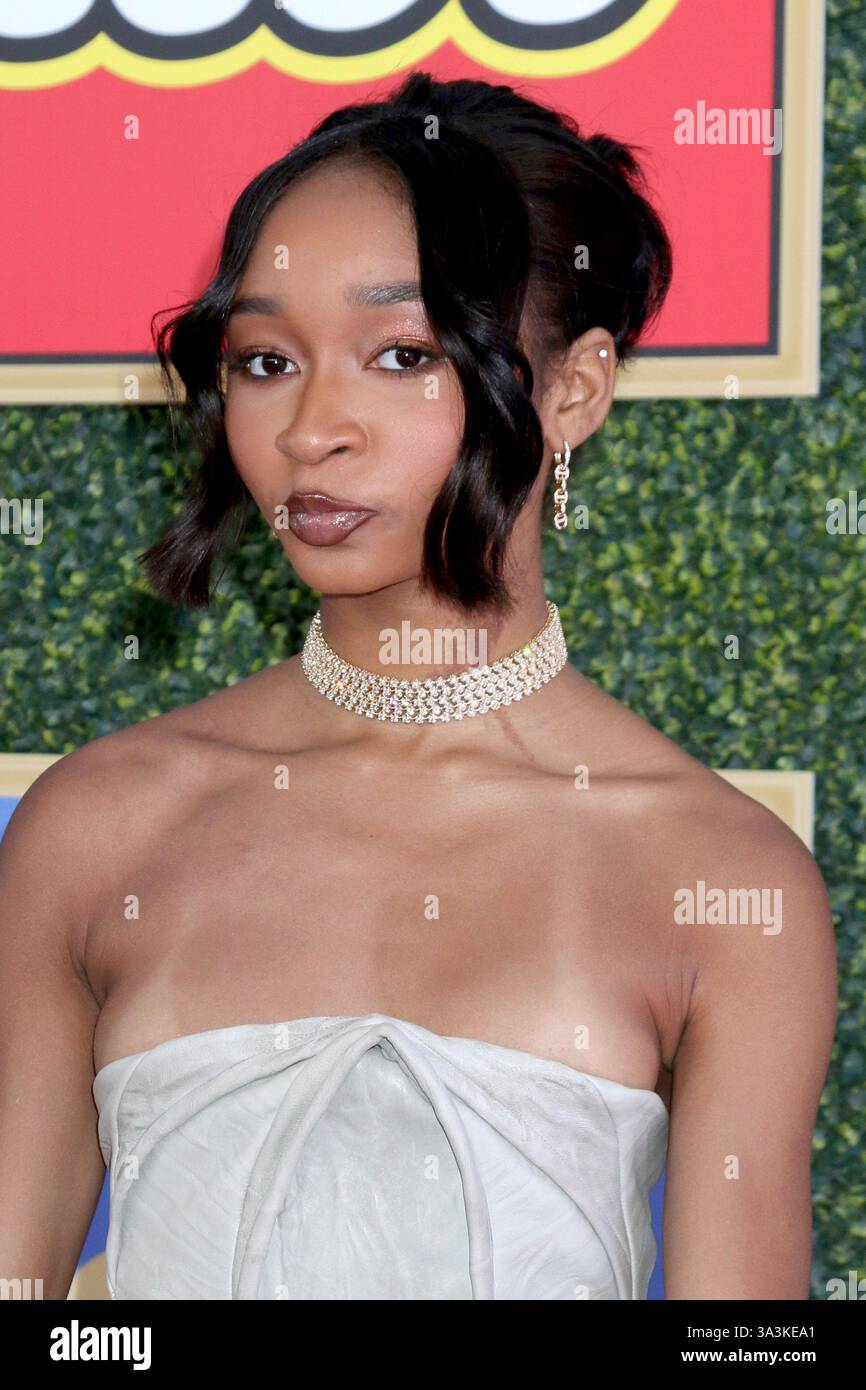 LOS ANGELES - MAR 15: Alaya High at the 3rd Annual Children's And ...