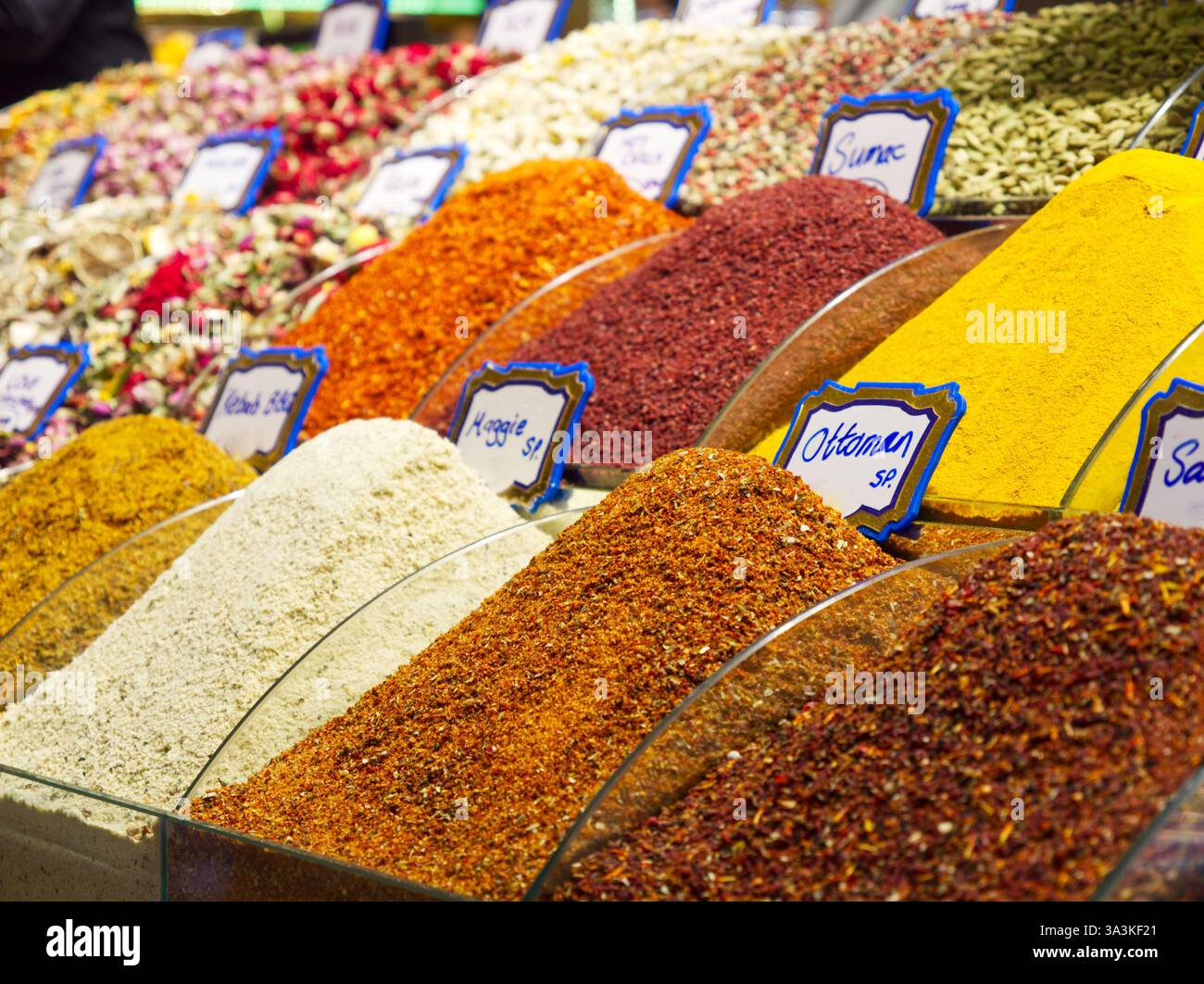 Labeled price tags hi-res stock photography and images - Alamy