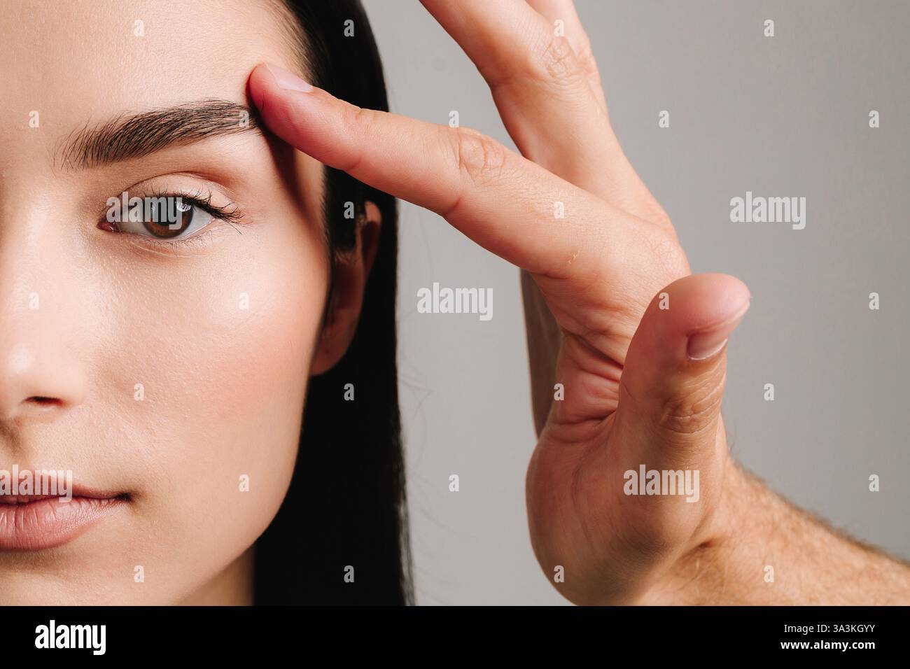 Blepharoplasty eyelids surgery to manage sagging eyebrows, droopy upper ...