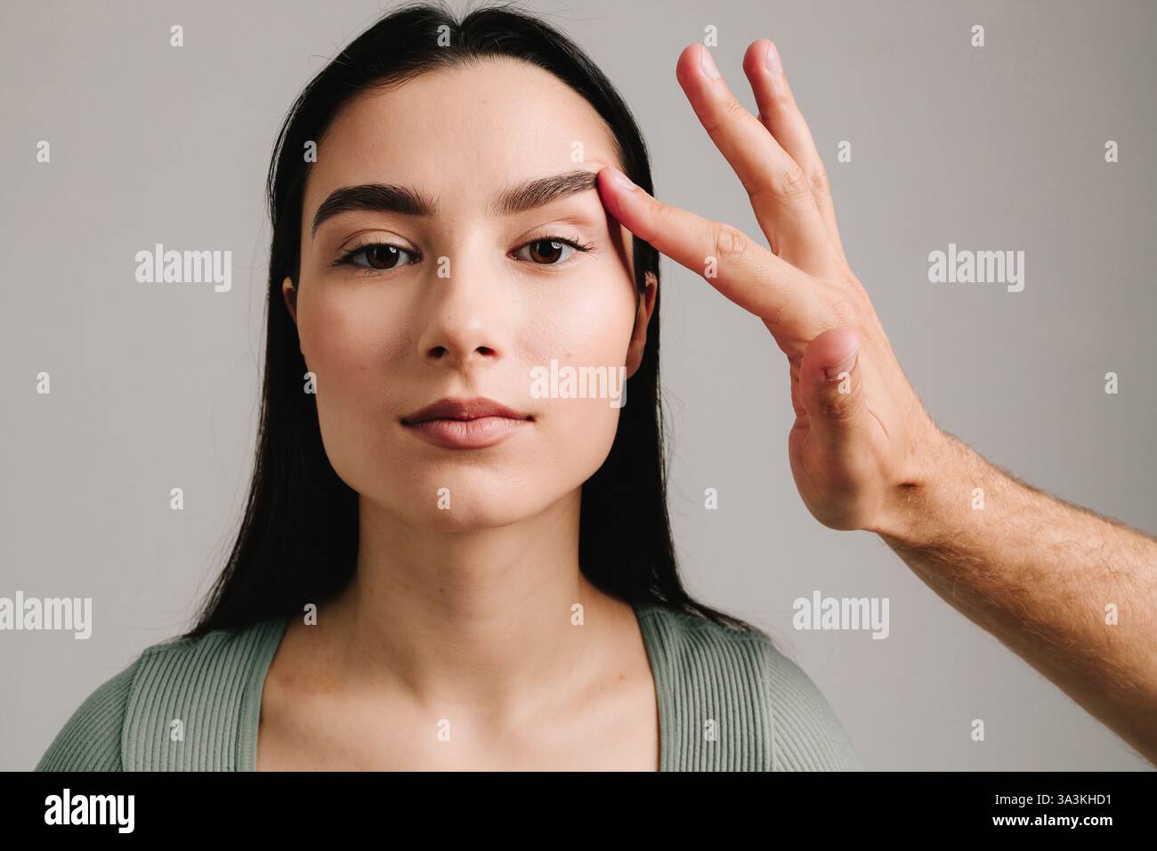 Blepharoplasty eyelids surgery to manage sagging eyebrows, droopy upper ...