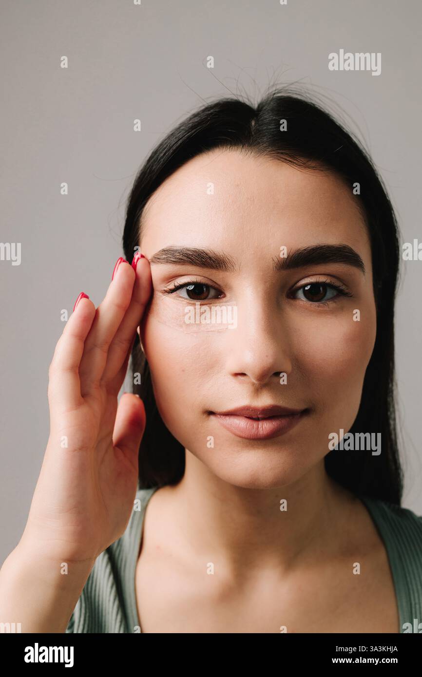 Eye lids surgery blepharoplasty to remove eye bags and cope with aging ...