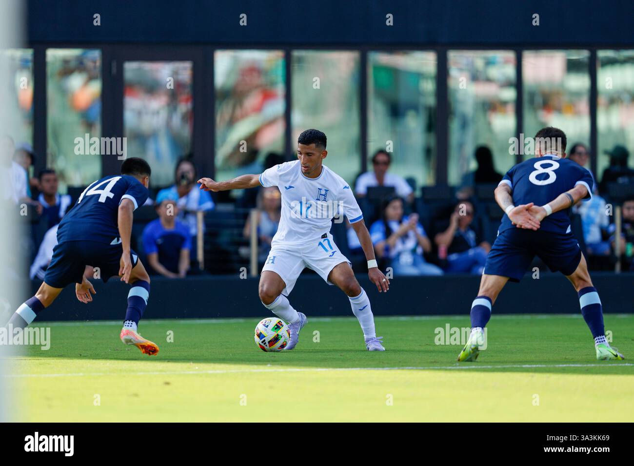 FORT LAUDERDALE, FL - MARCH 16: Jose Mario Pinto Paz #17 of Honduras ...