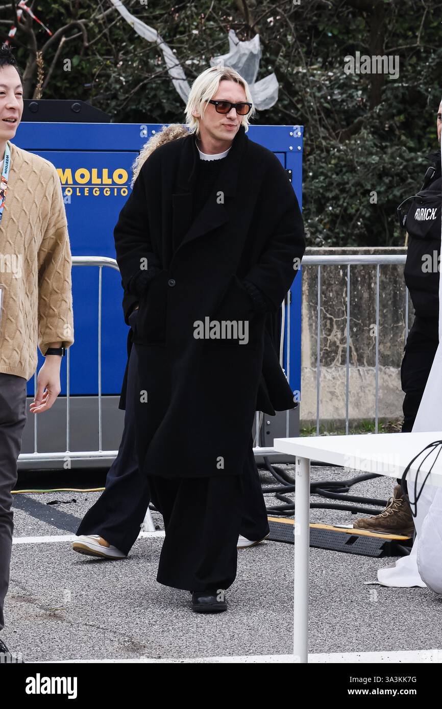 Milan, Italy. 16th Mar, 2025. Grass, Celebrity Sightings - Jamie ...