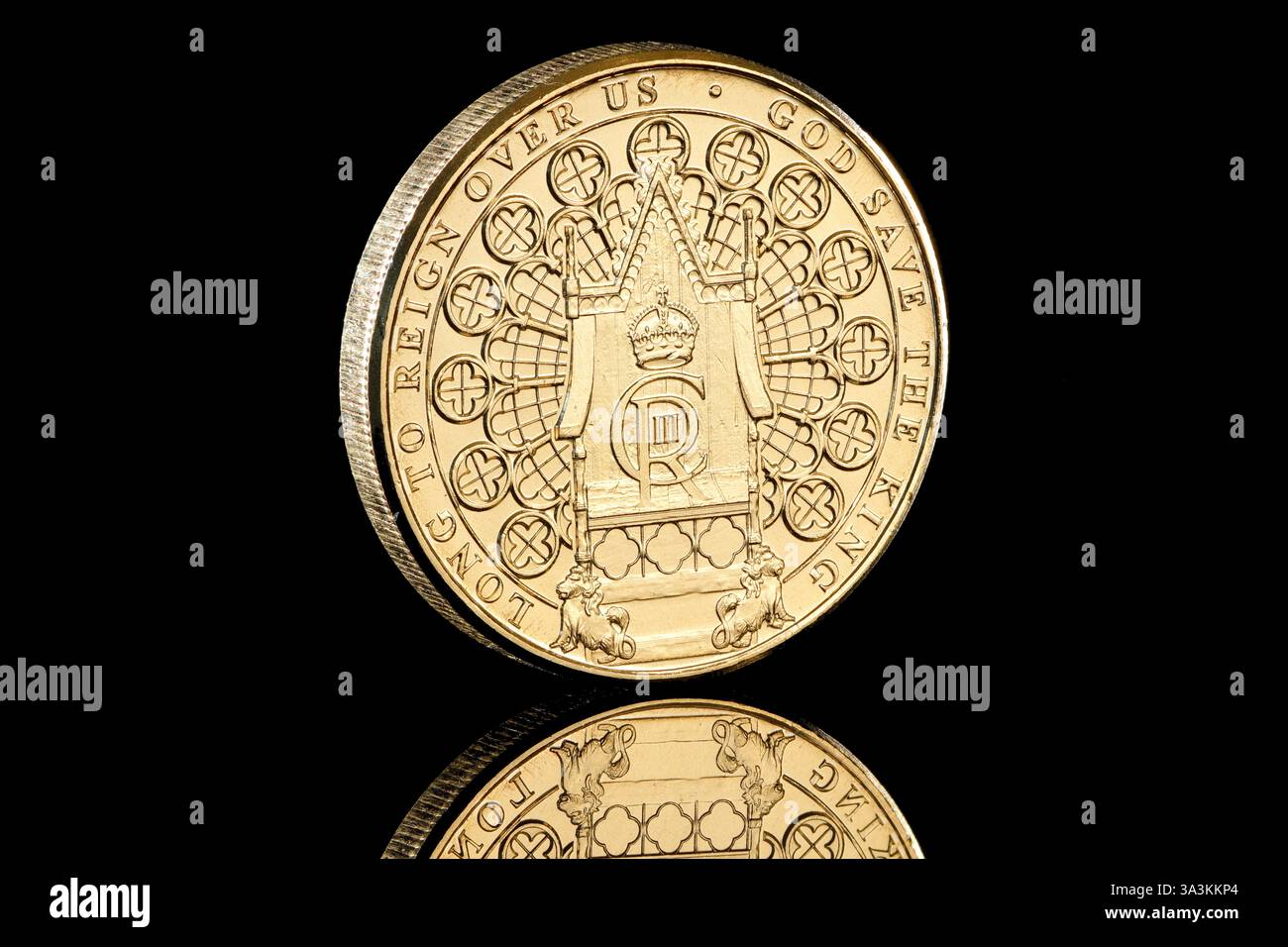 First one pound coin to feature King Charles III & the last round pound ...