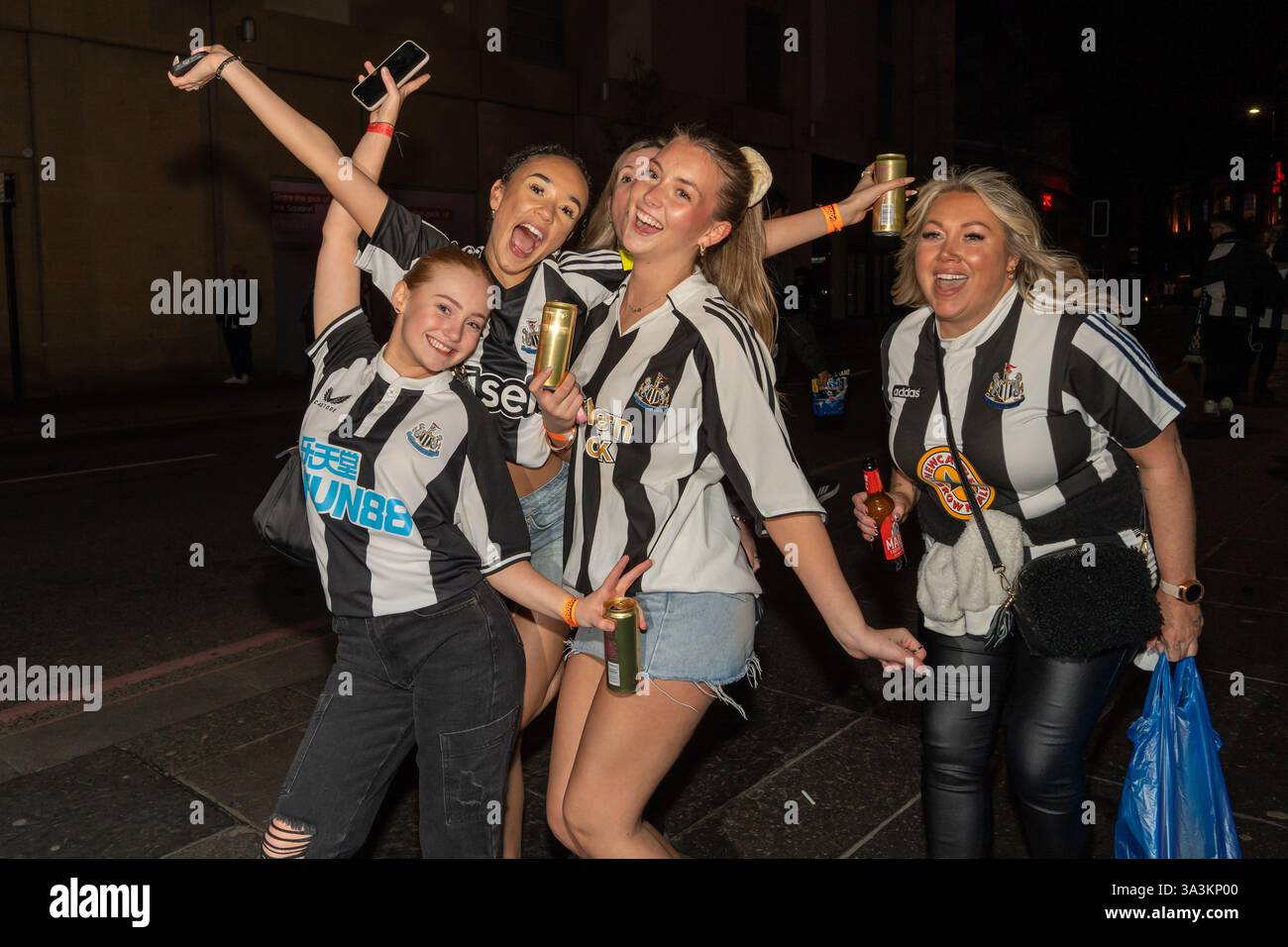 Carabao cup final 2025 hi-res stock photography and images - Alamy