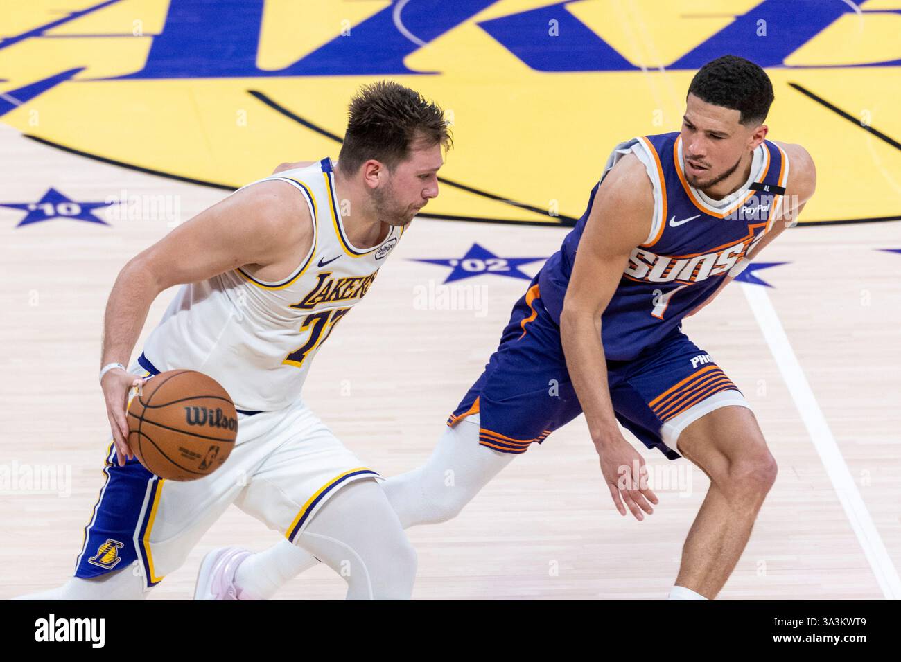 Los Angeles, California, USA. 16th Mar, 2025. Los Angeles Lakers' Luka Doncic #77 drives against ...