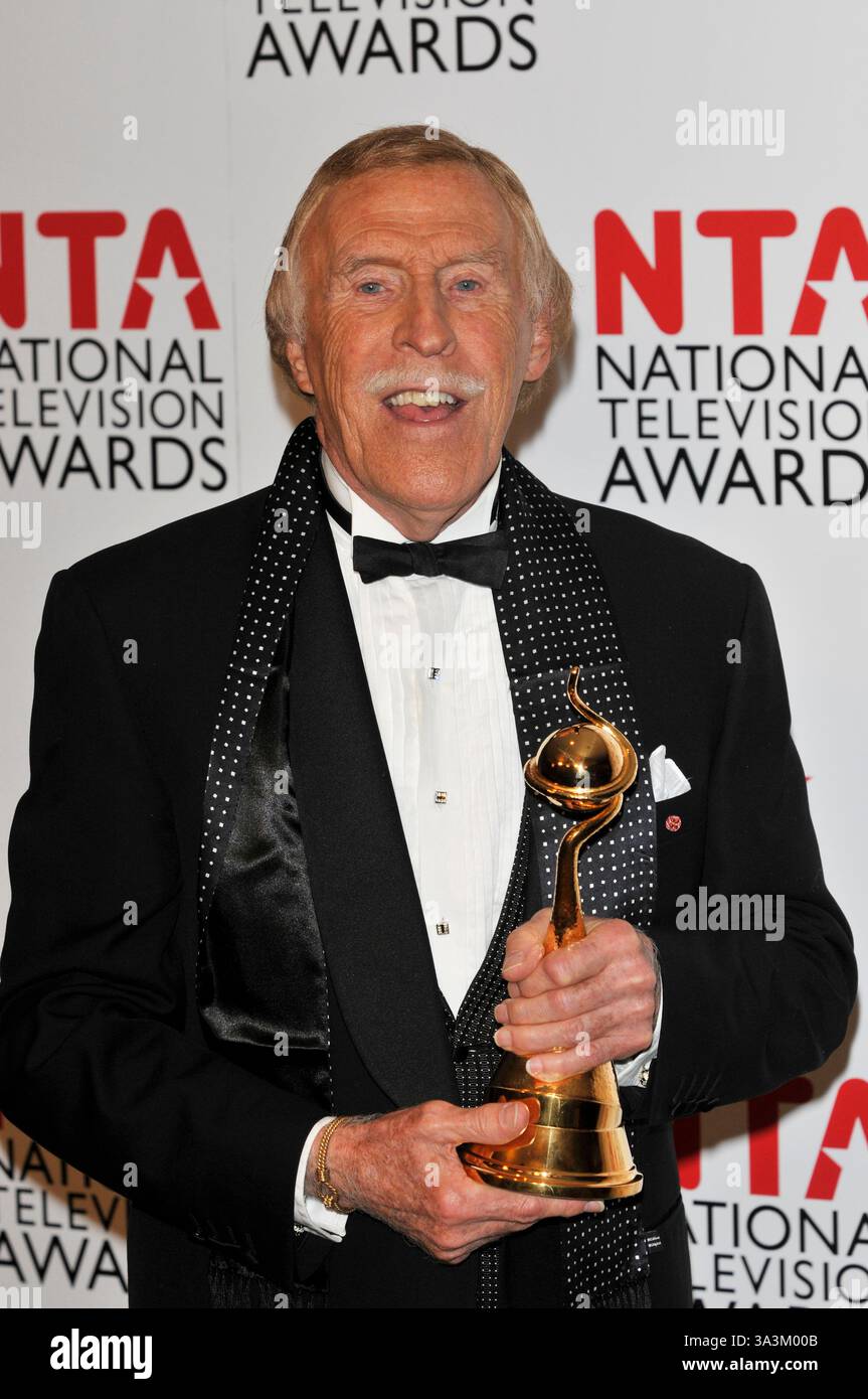 BRUCE FORSYTH .Attending the National Television Awards at O2 Arena ...