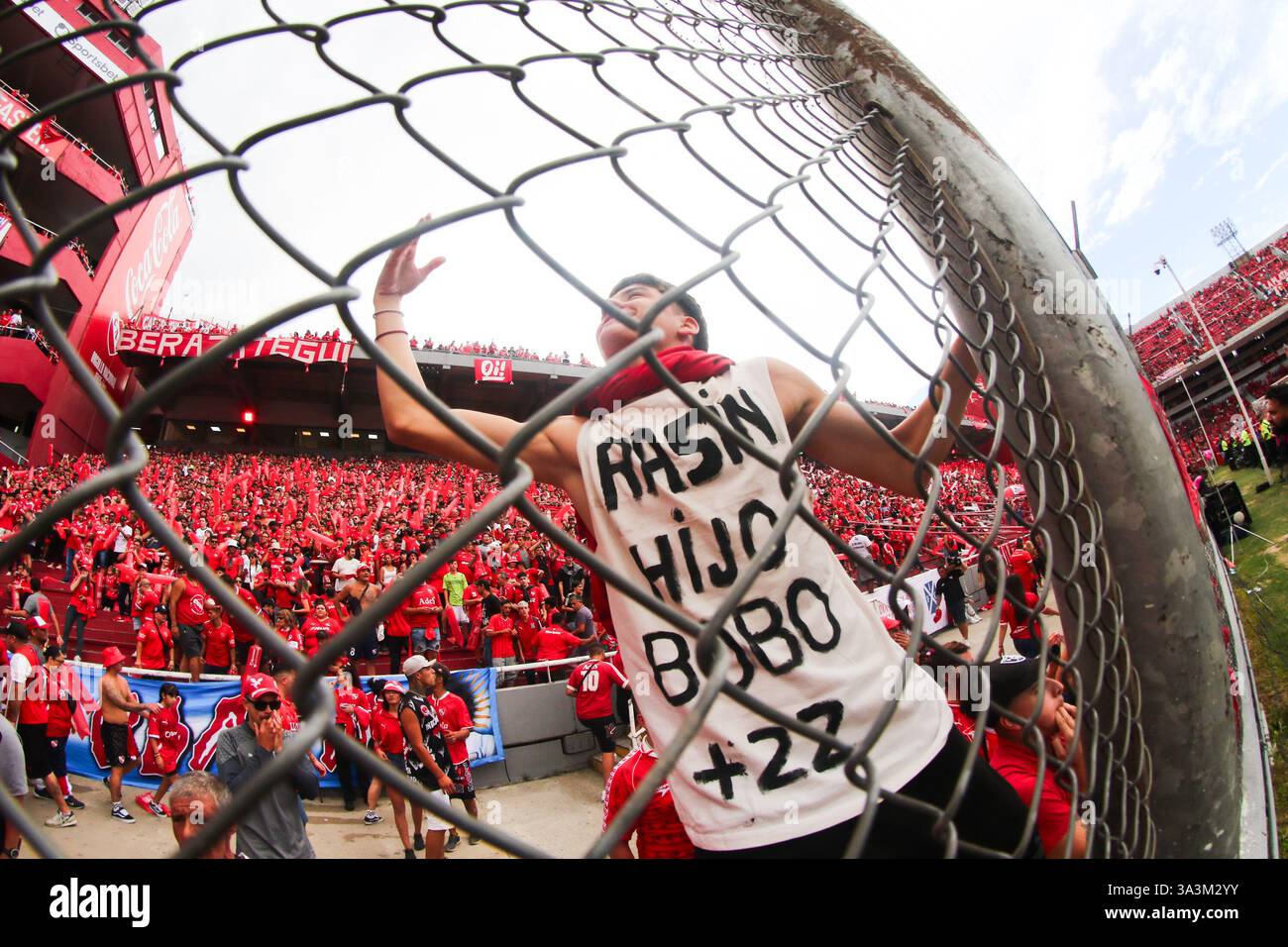 Argentina. 16th Mar, 2025. Buenos Aires, 16.03.2025:Supporters of ...