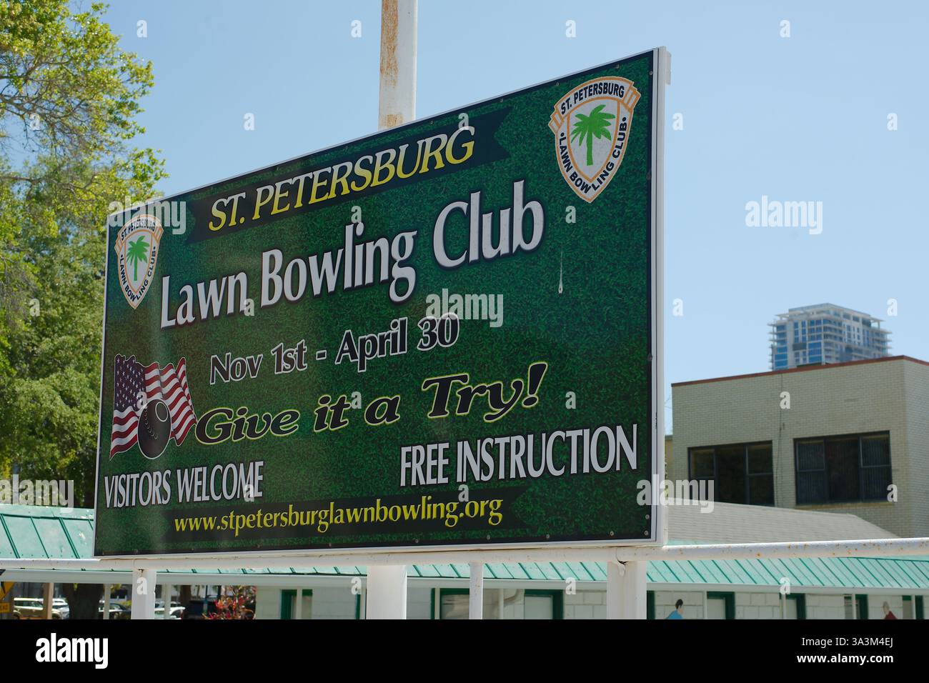 Lawn bowling club sign hi-res stock photography and images - Alamy