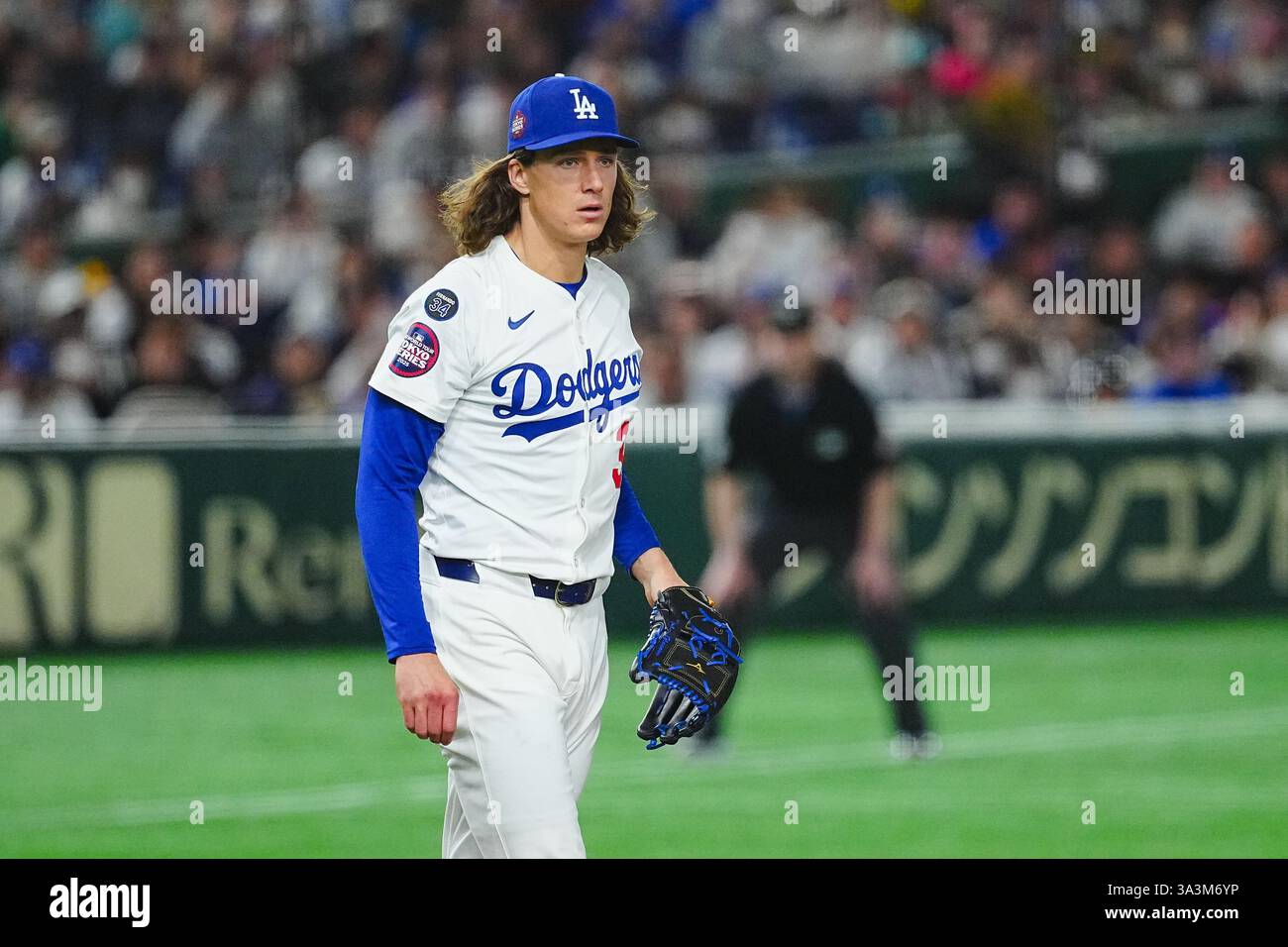Tyler glasnow dodgers hi-res stock photography and images - Alamy