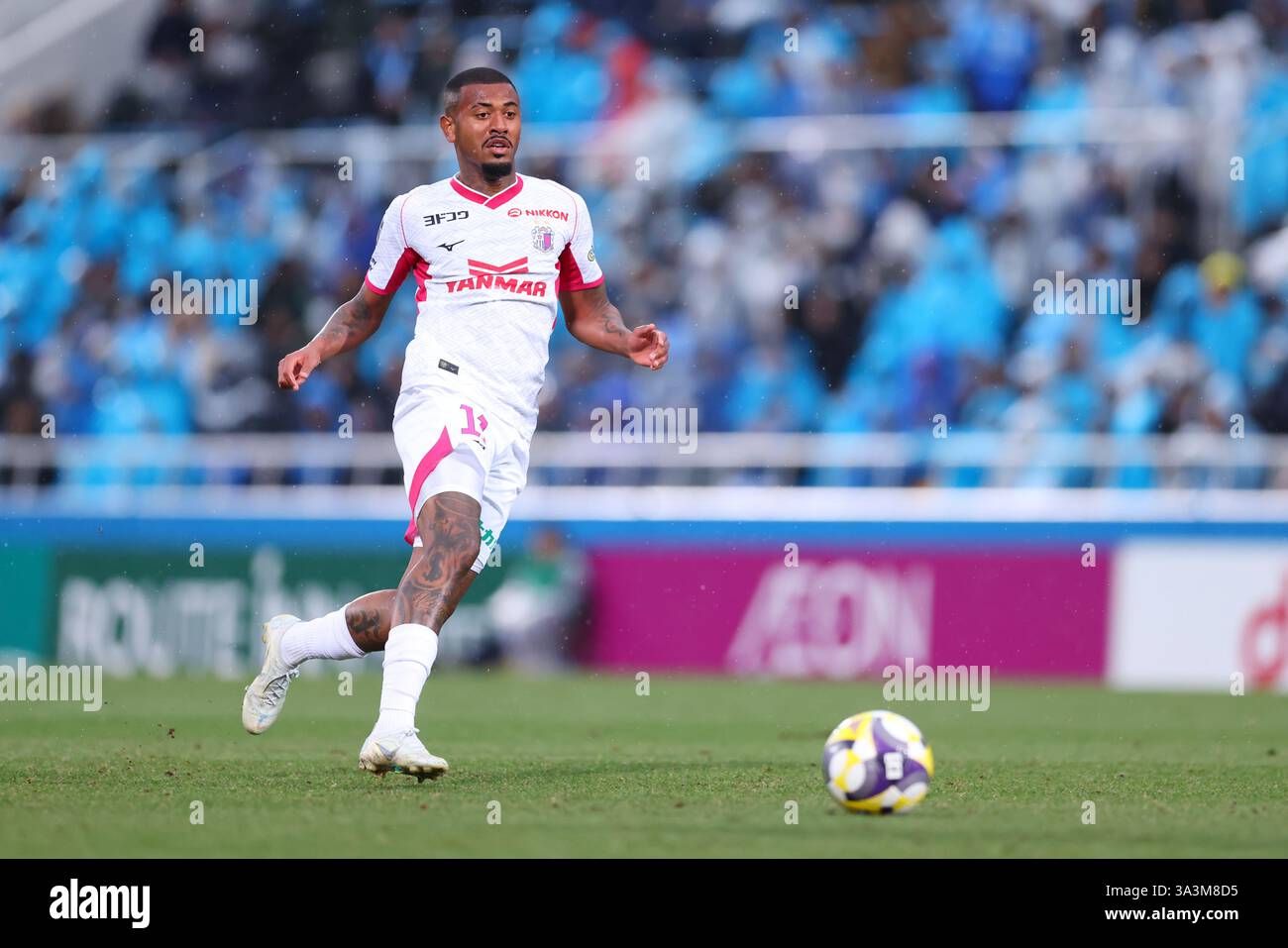 Kanagawa, Japan. 15th Mar, 2025. Thiago Andrade (Cerezo) Football ...