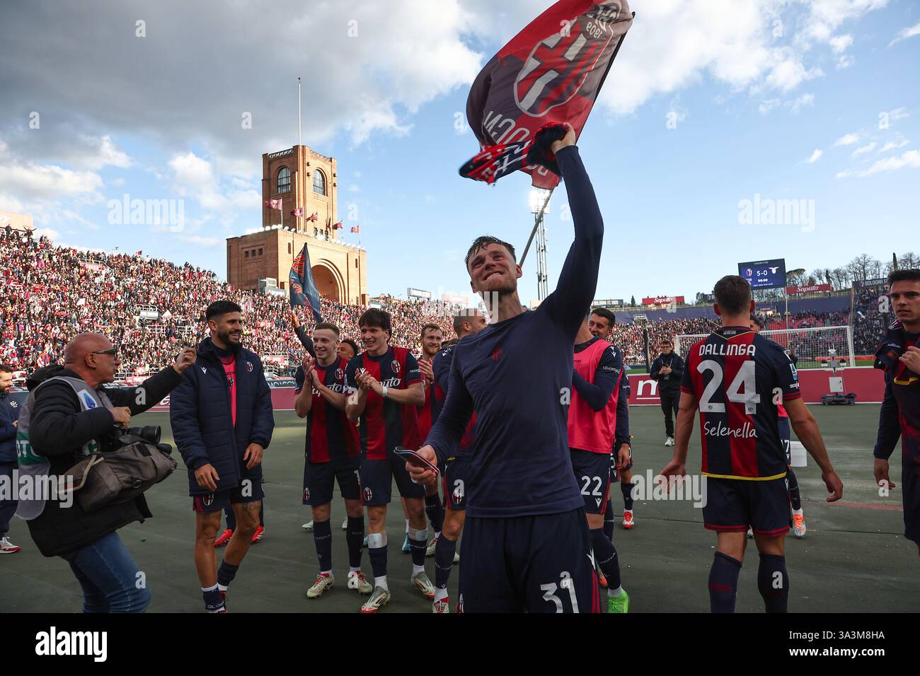 Bologna, Italy. 16th Mar, 2025. Sam Beukema (Bologna) ; during the ...