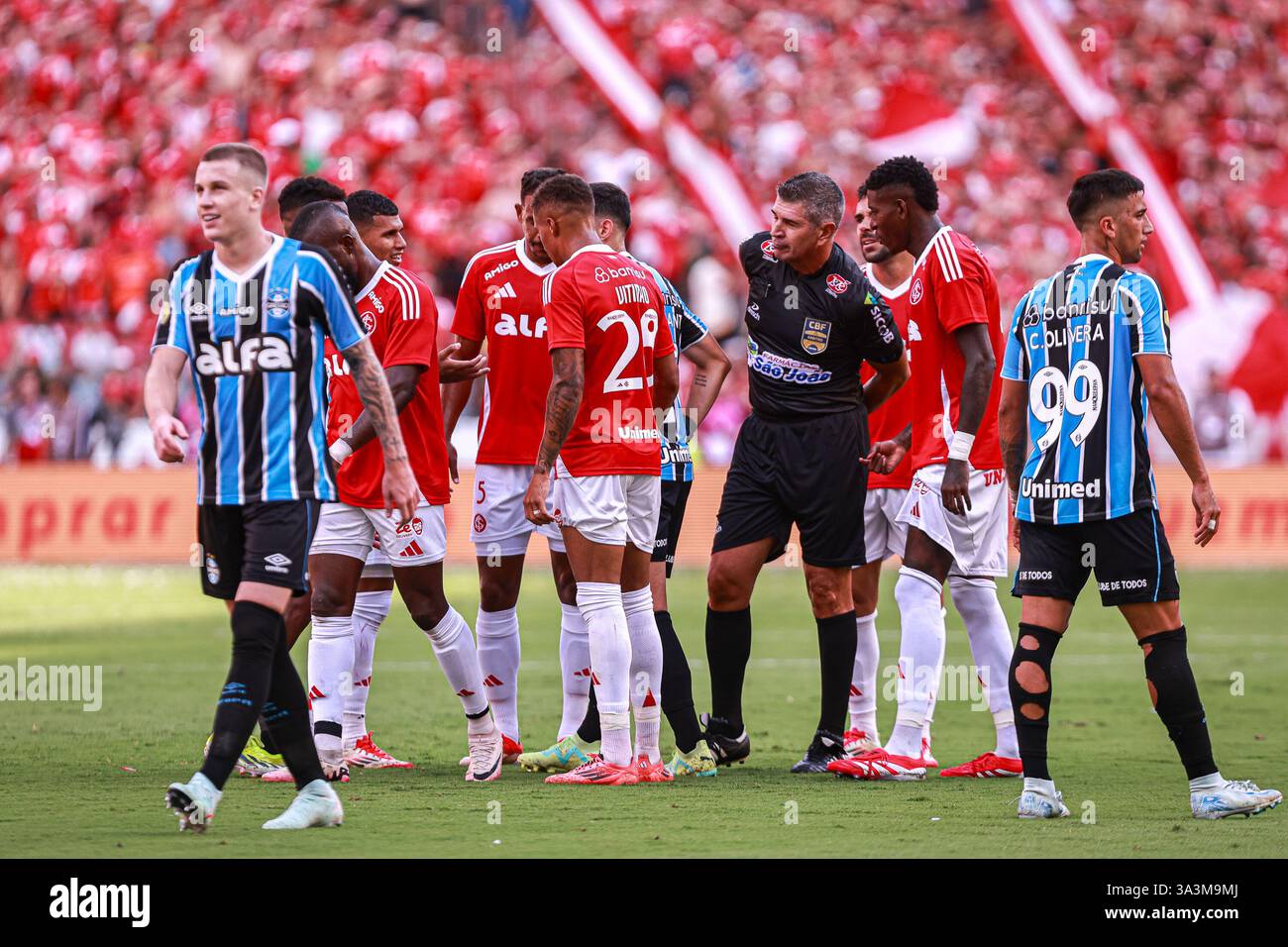 RS - PORTO ALEGRE - 03/16/2025 - GAUCHO 2025, INTERNACIONAL x GREMIO ...