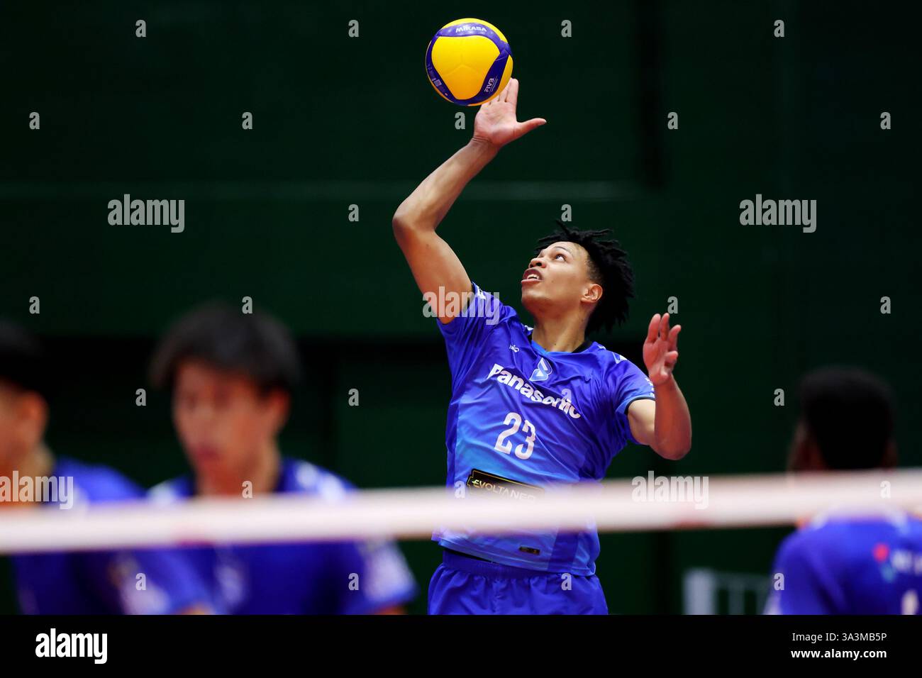 Panasonic Arena, Osaka, Japan. 15th Mar, 2025. Larry Ik Evbade-Dan ...