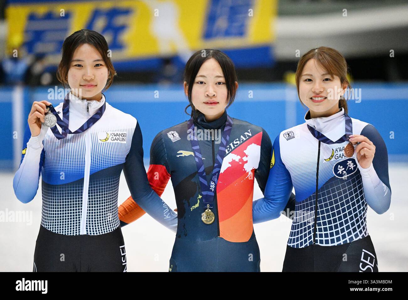 Kyoto, Japan. Credit: MATSUO. 15th Mar, 2025. (L-R) Rina Shimada, Ayano ...