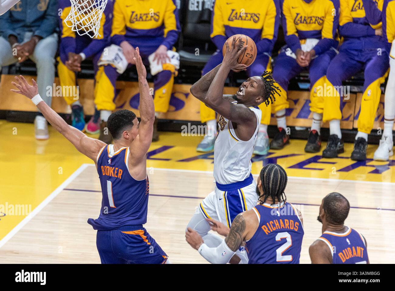 Los Angeles, United States. 16th Mar, 2025. Los Angeles Lakers' Dorian ...