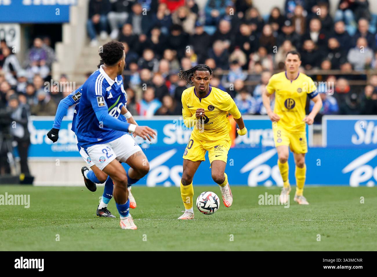 10 Yann GBOHO (tfc) during the Ligue 1 McDonald's match between ...