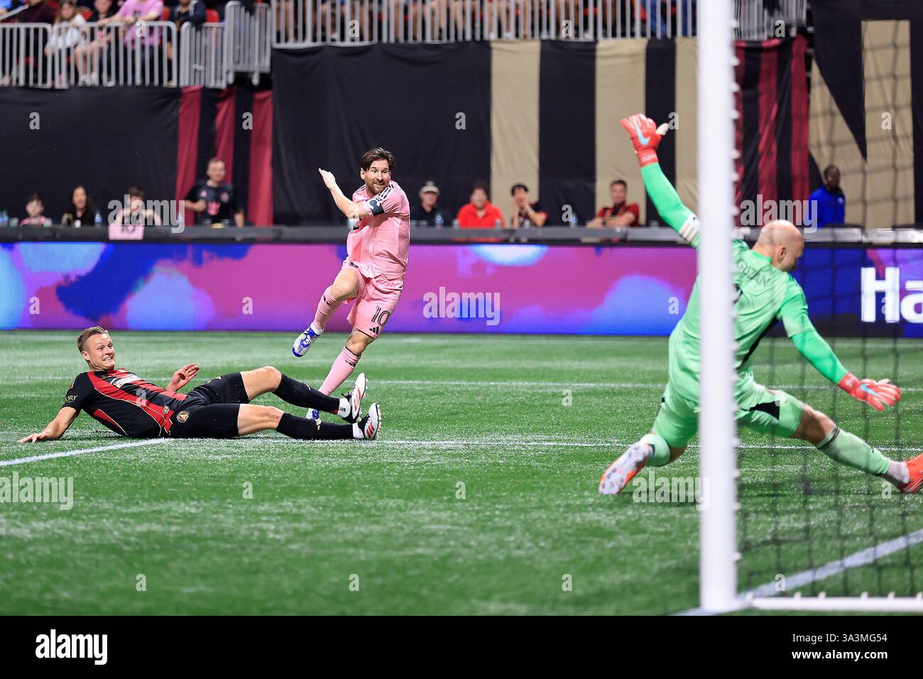 ATLANTA, GA - MARCH 16: Brad Guzan #1 of Atlanta United FC blocks a ...