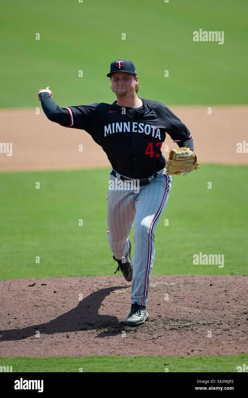 Minnesota Twins pitcher Jason Doktorczyk (43) during an MLB Spring ...