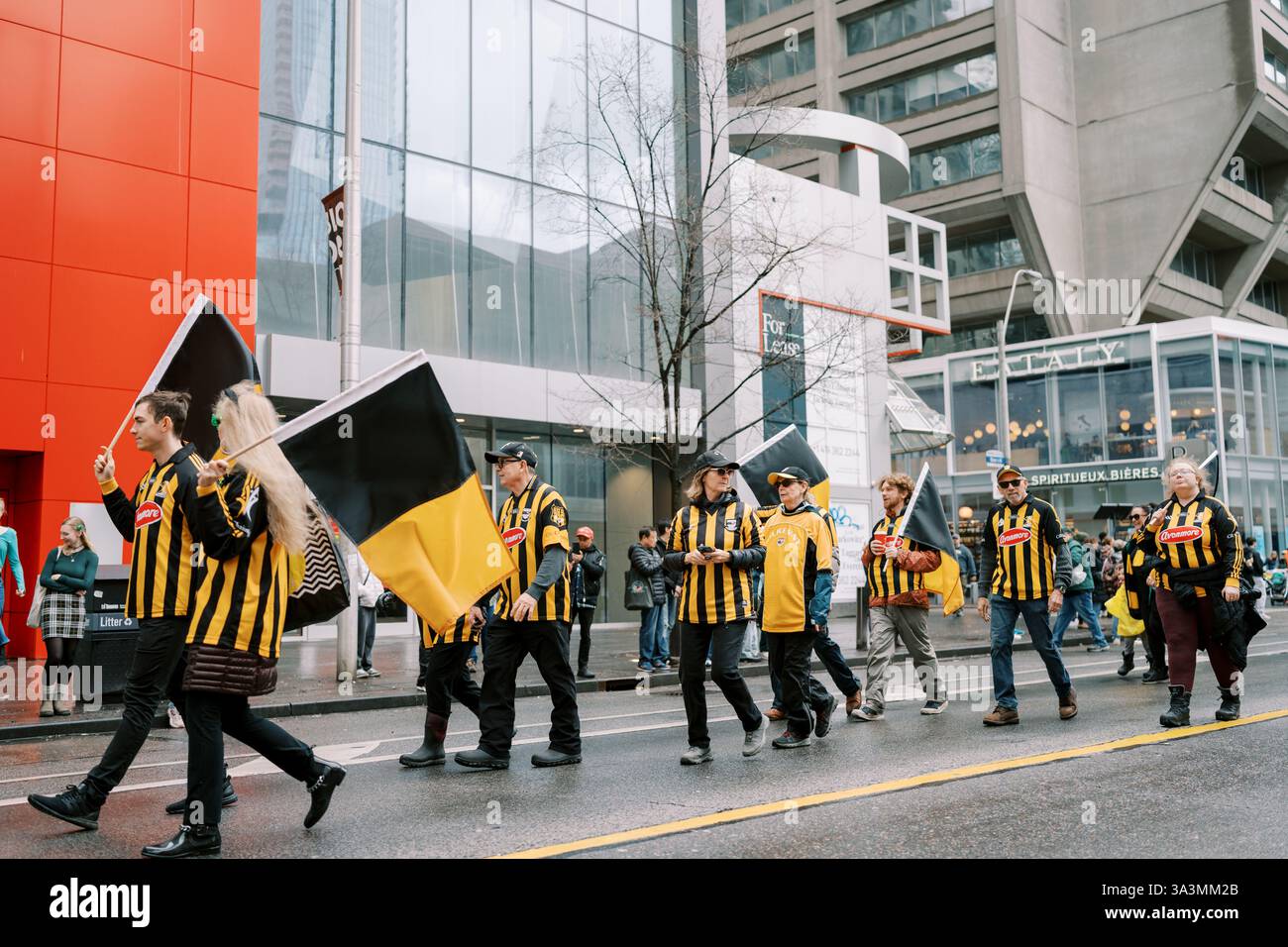 Canada, Toronto - 16 march 2025: Saint Patrick Day Parade. Cheerful ...
