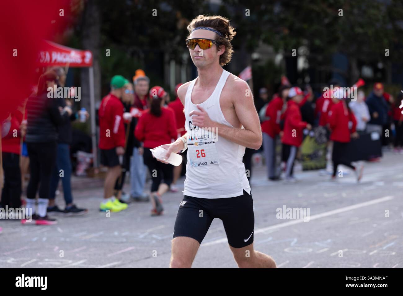 Top runners at the 2025 Los Angeles Marathon, passing mile 20 Stock ...