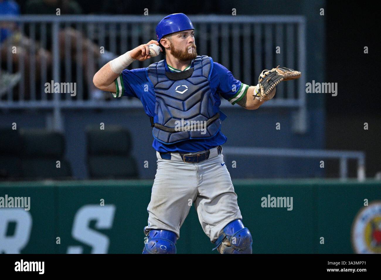Florida Gulf Coast catcher Mac Moise throws during an NCAA college ...