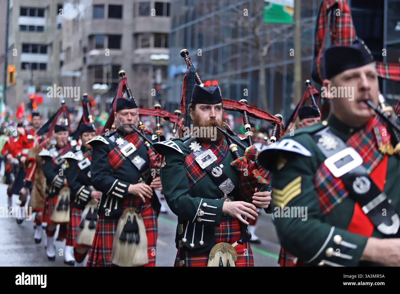 Non Exclusive: Persons taking part during the parade for the 200th ...