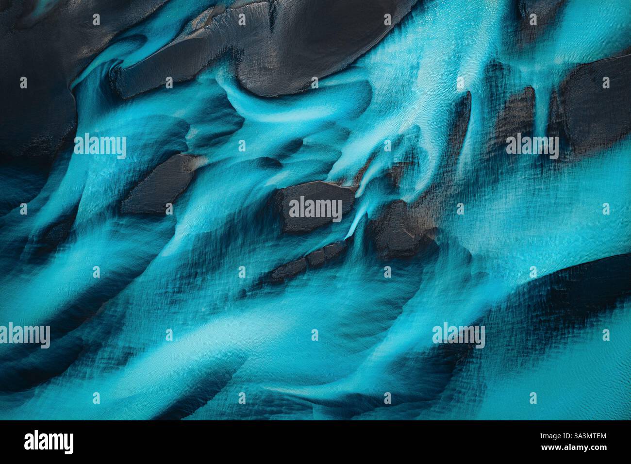 Mesmerizing Aerial View of Iceland’s Braided Rivers – A Natural ...