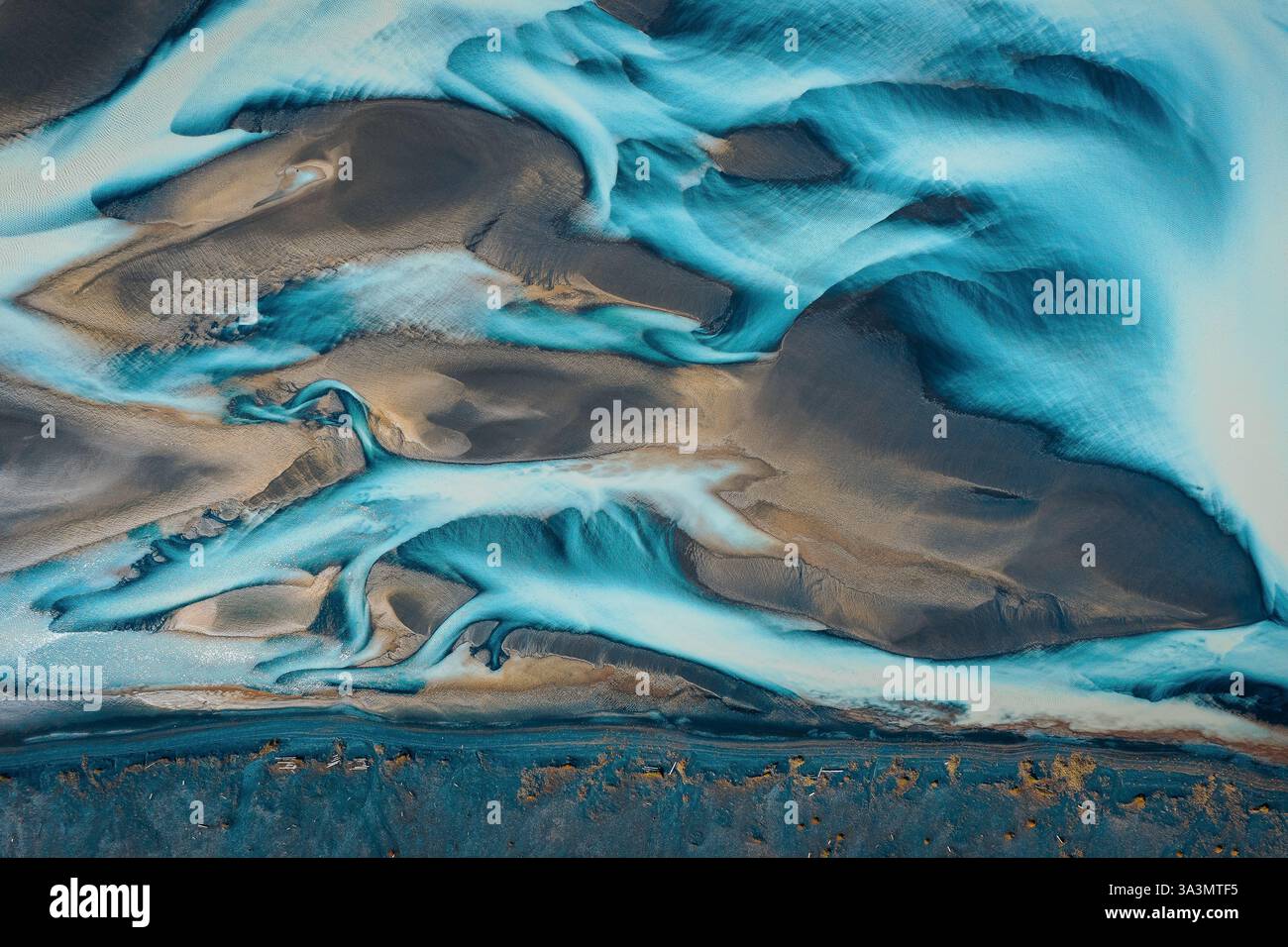Mesmerizing Aerial View of Iceland’s Braided Rivers – A Natural ...