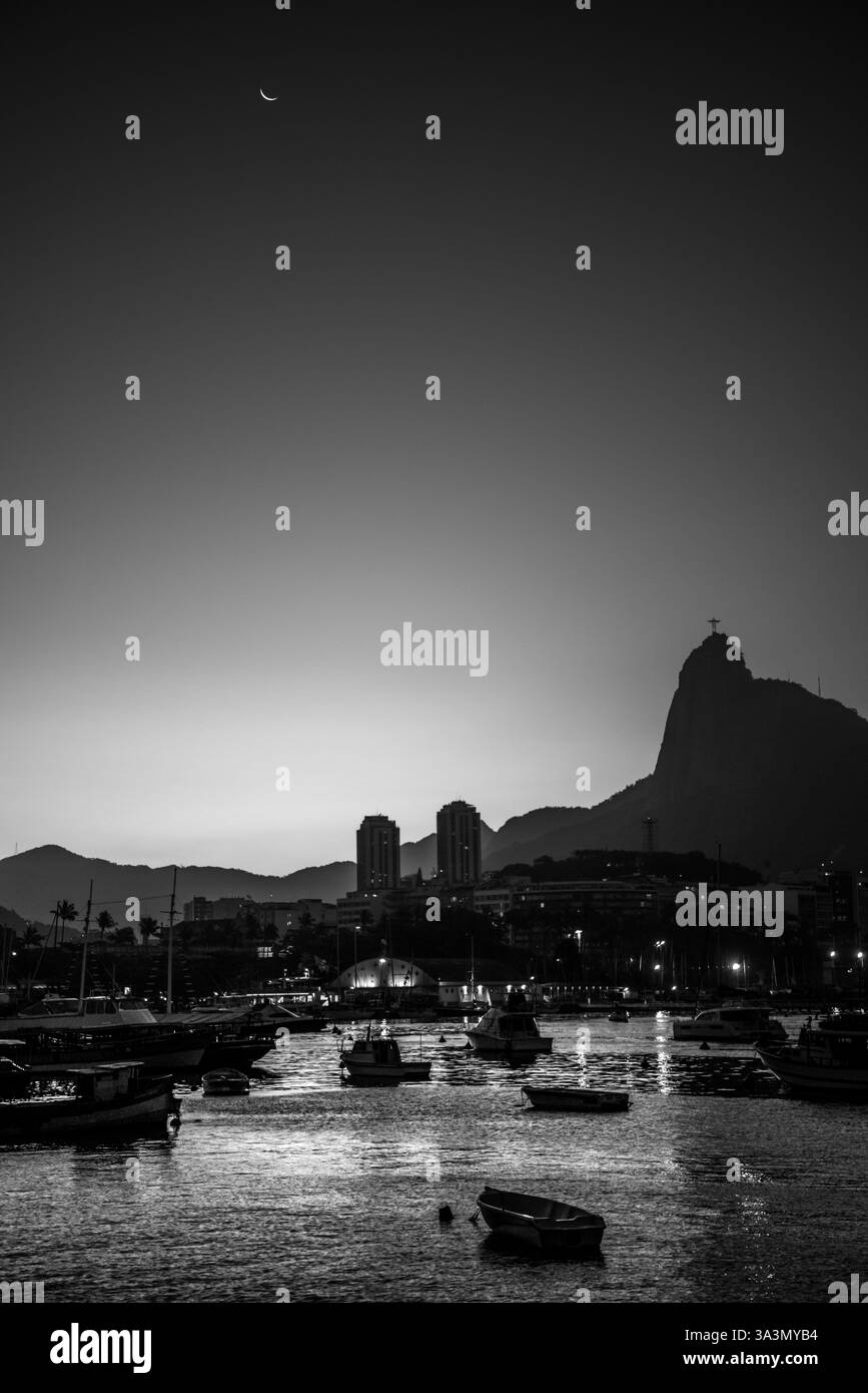 Brazil night sky rio Black and White Stock Photos & Images - Alamy