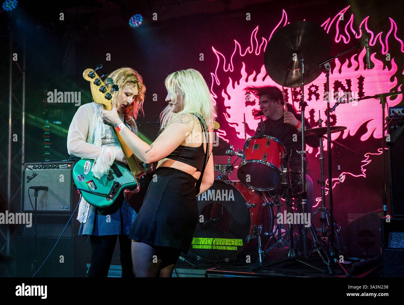 Phoebe lunny hi-res stock photography and images - Alamy