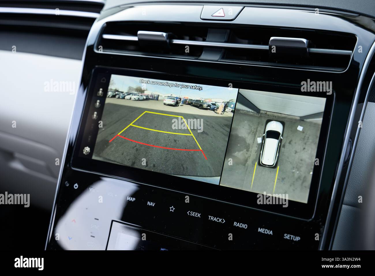Screen showing reverse camera feed in a car Stock Photo - Alamy
