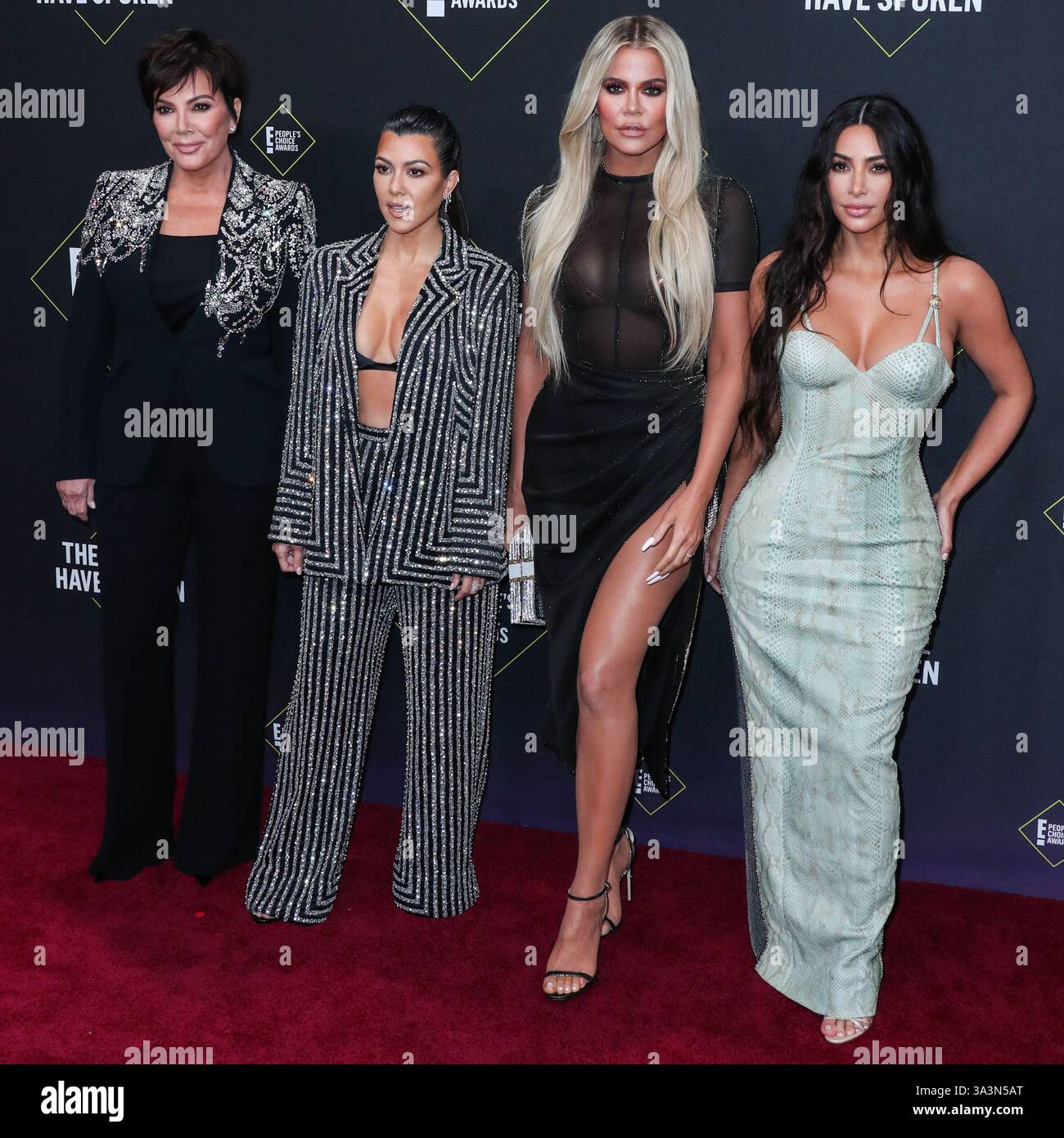 (FILE) Kim Kardashian posts photo shoot with a Tesla Cybertruck and ...