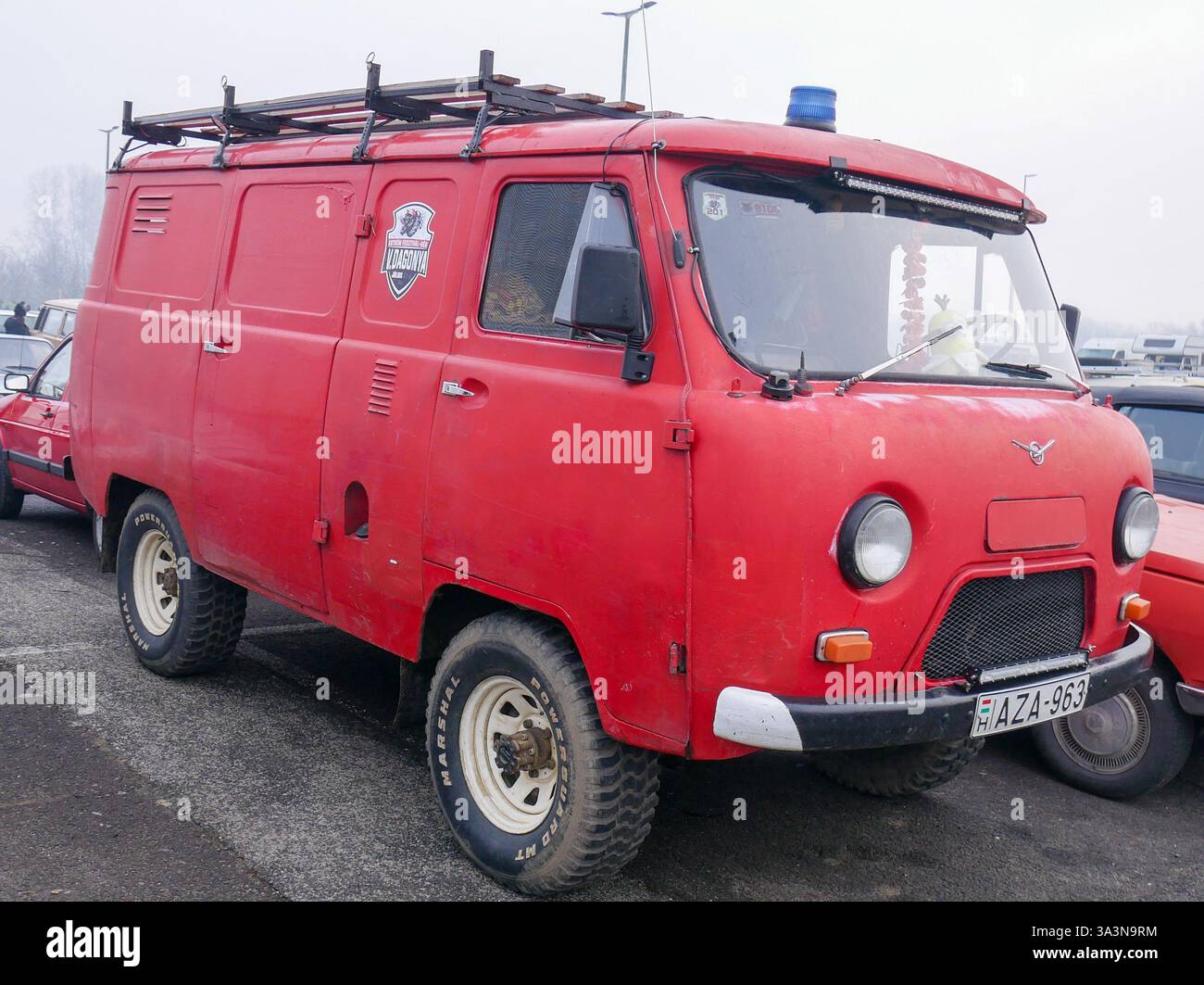 Uaz 452 hi-res stock photography and images - Alamy