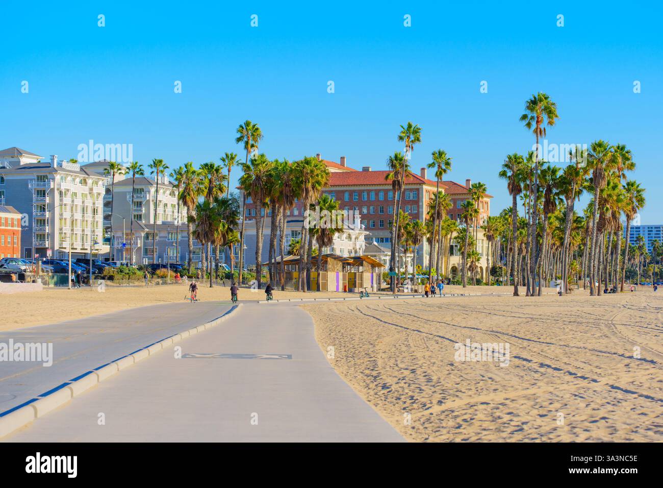 Santa Monica, California - January 16, 2025: Lively Santa Monica beach ...