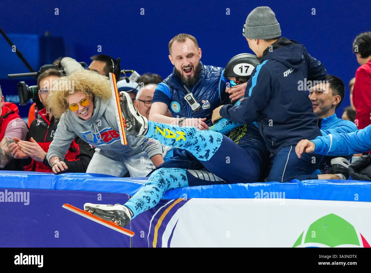 Beijing, China. 15th Mar, 2025. BEIJING, CHINA - MARCH 15: coach Wilma ...