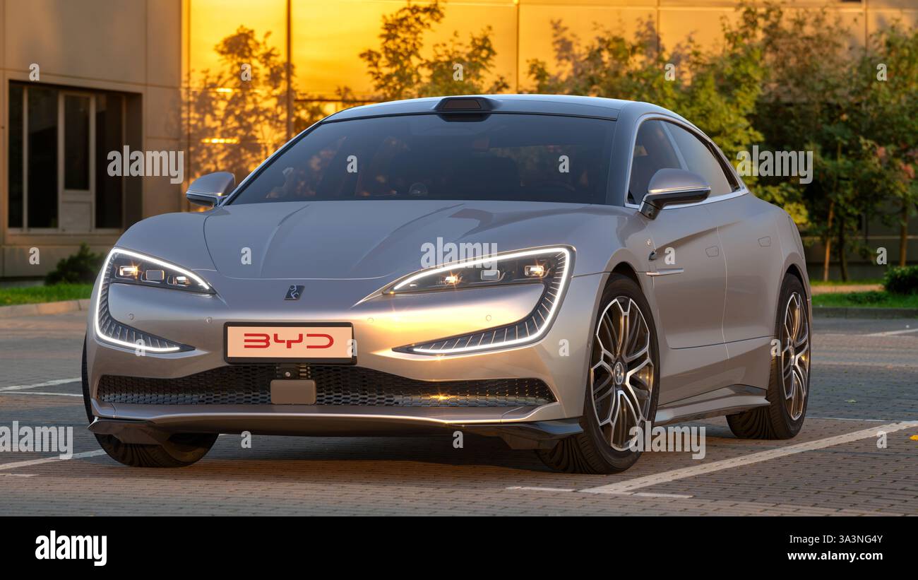 Yangwang U7 - BYD luxury sedan with breakthrough technologies Stock ...
