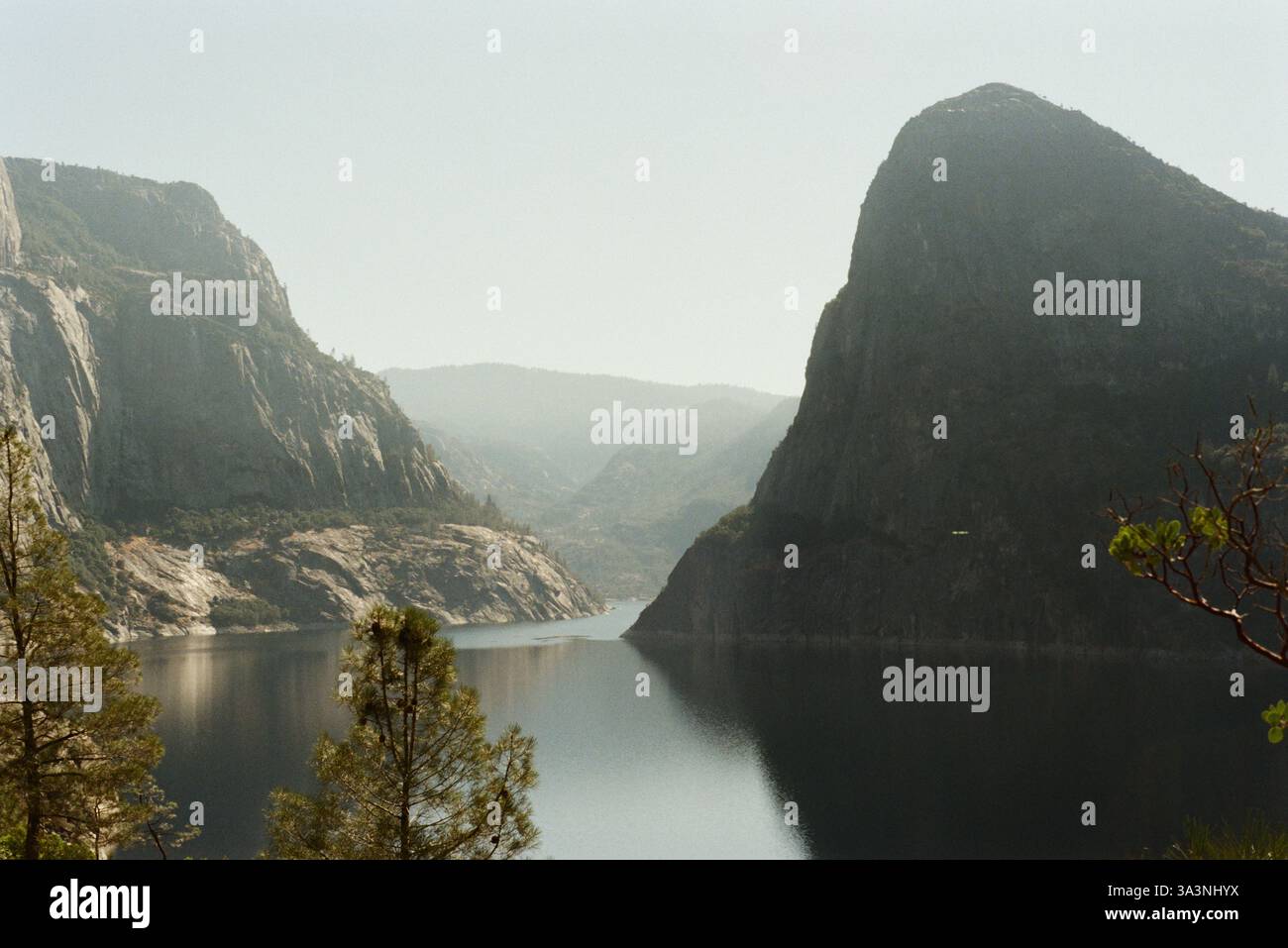 Yosemites hetch hetchy hi-res stock photography and images - Alamy