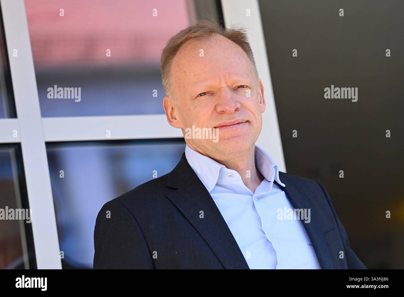 Prof.Dr.Clemens FUEST Leiter, Einzelbild,angeschnittenes Einzelmotiv ...