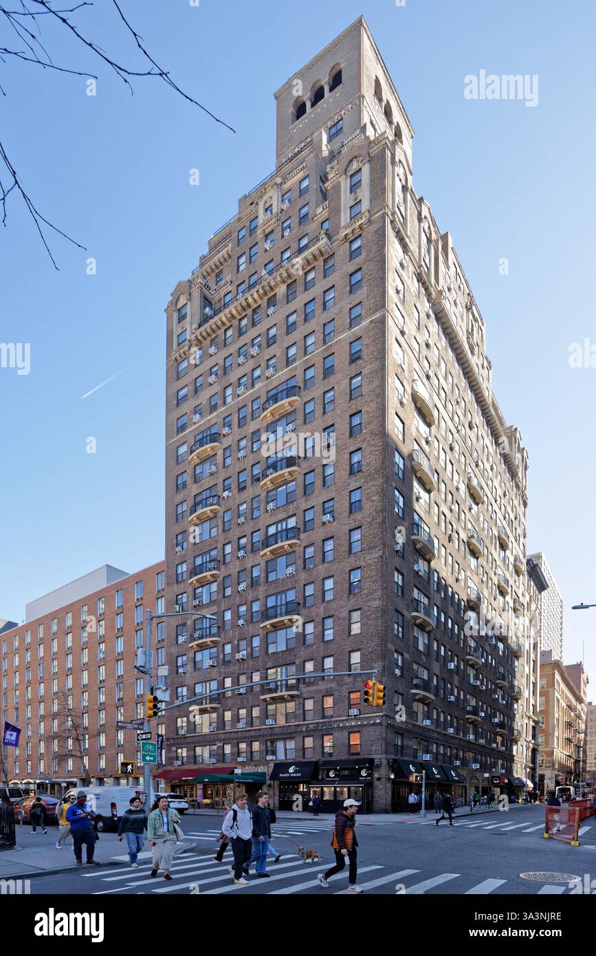 1 University Place is a 21-story apartment building of brick, stone ...