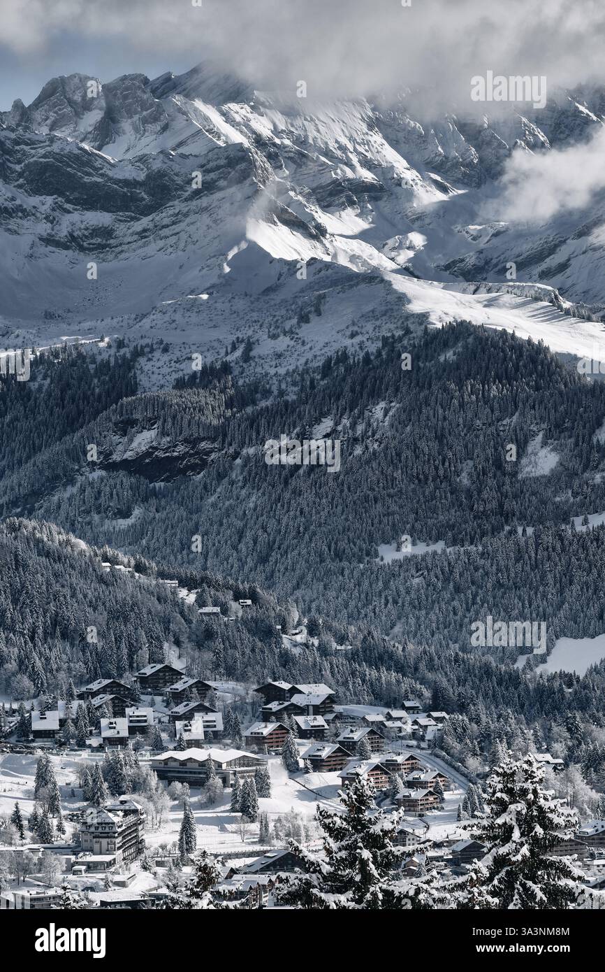 Villars village and ski station with the Diablerets massif, Swiss Alps ...