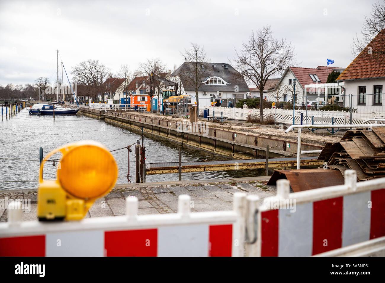 Letzter Abschnitt der Kaikante in Wieck wird saniert: alte ...