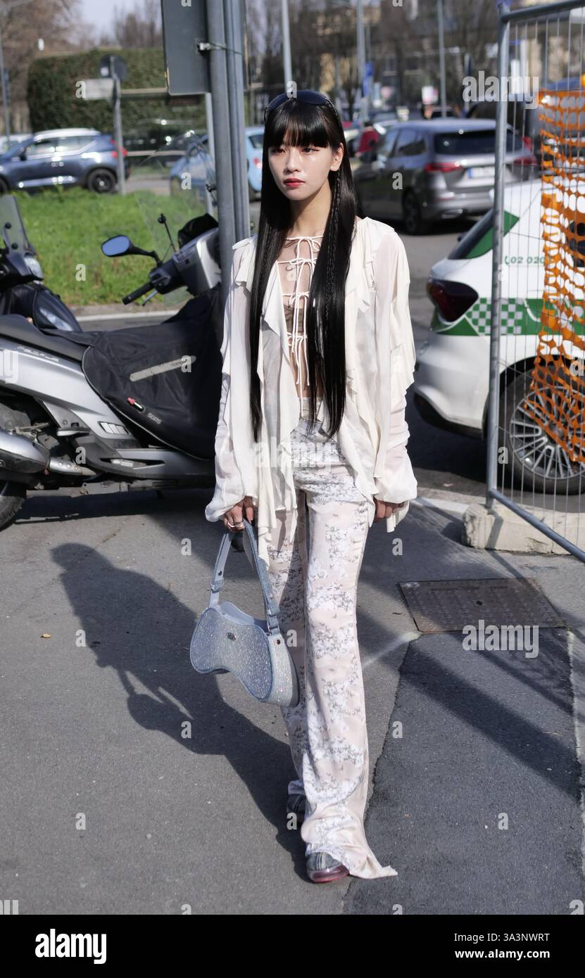 Fashion blogger street style outfit before Diesel fashion show during ...