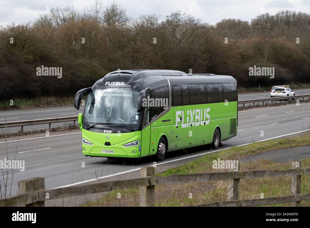 Flixbus coach on the M40 motorway, Warwickshire, UK Stock Photo - Alamy