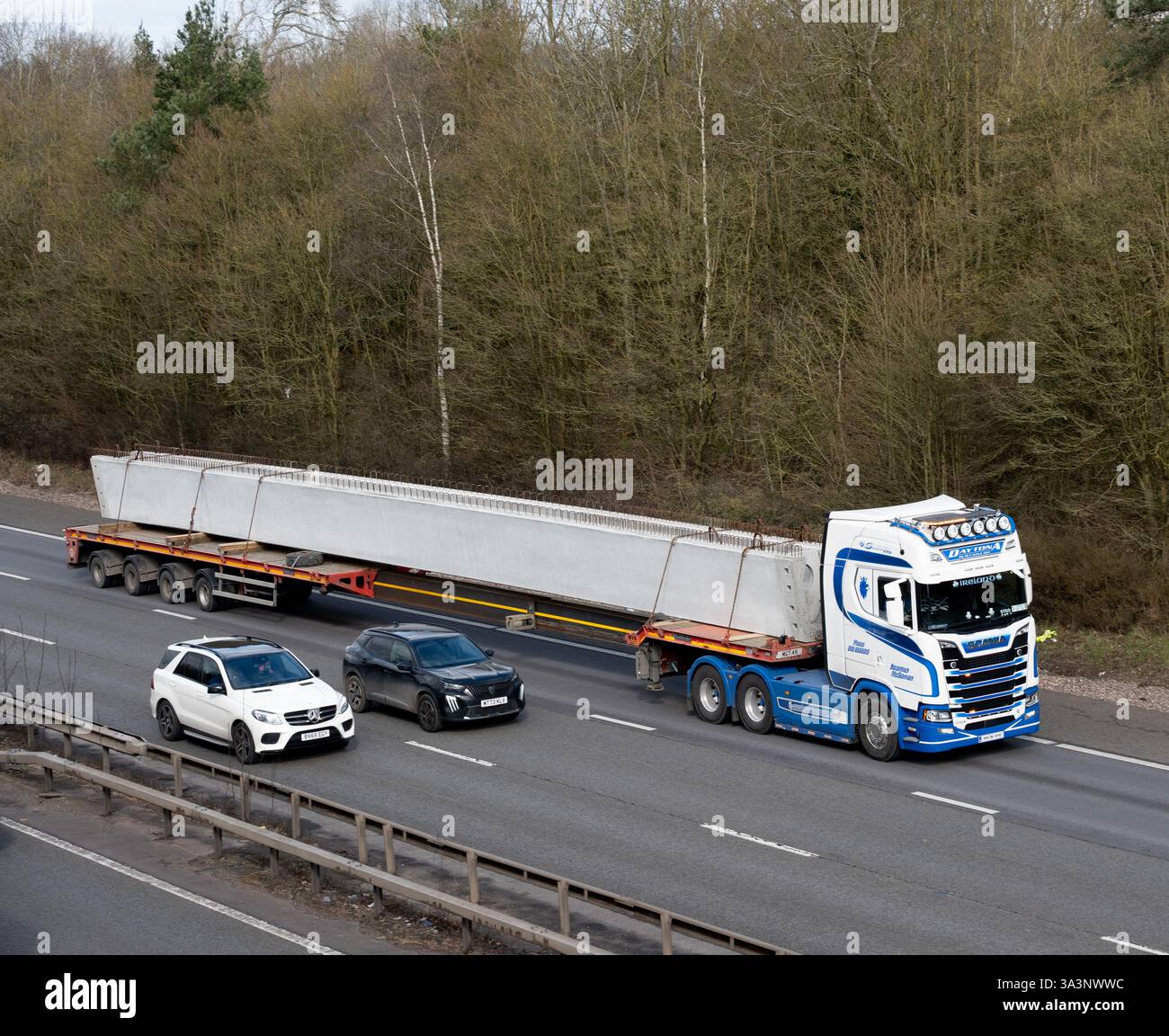 Daytona heavy haulage hi-res stock photography and images - Alamy